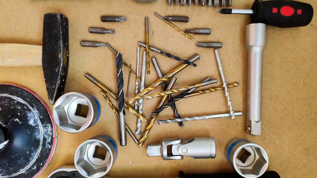 How to Use a Drill: Expert Tips & Techniques