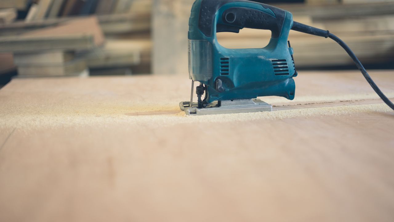 What is a Jigsaw? Power Tool Guide