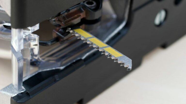 Jigsaw Blade Types: A Complete Guide