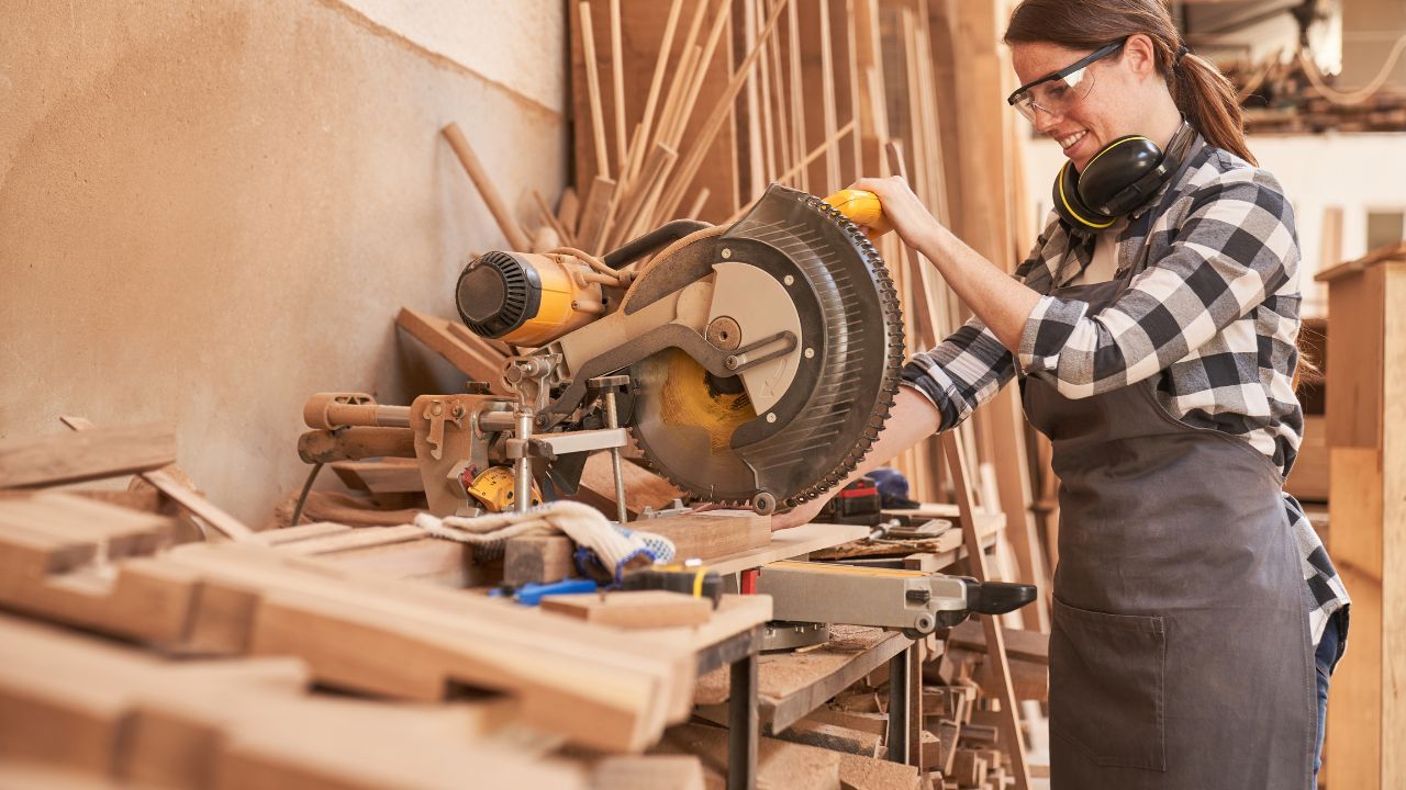 What is a Cold Cut Saw? - Ultimate Guide